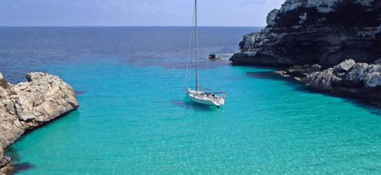 Sail-boat excursion to Cala Vella from 85€